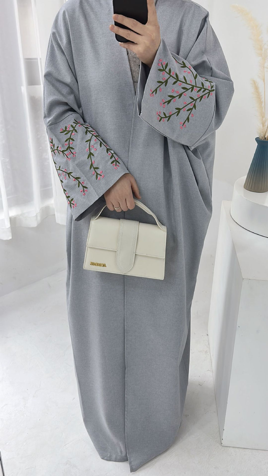 Dubai Middle East Turkey Dubai Flower Embroidered Elegant Cardigan Rob ...